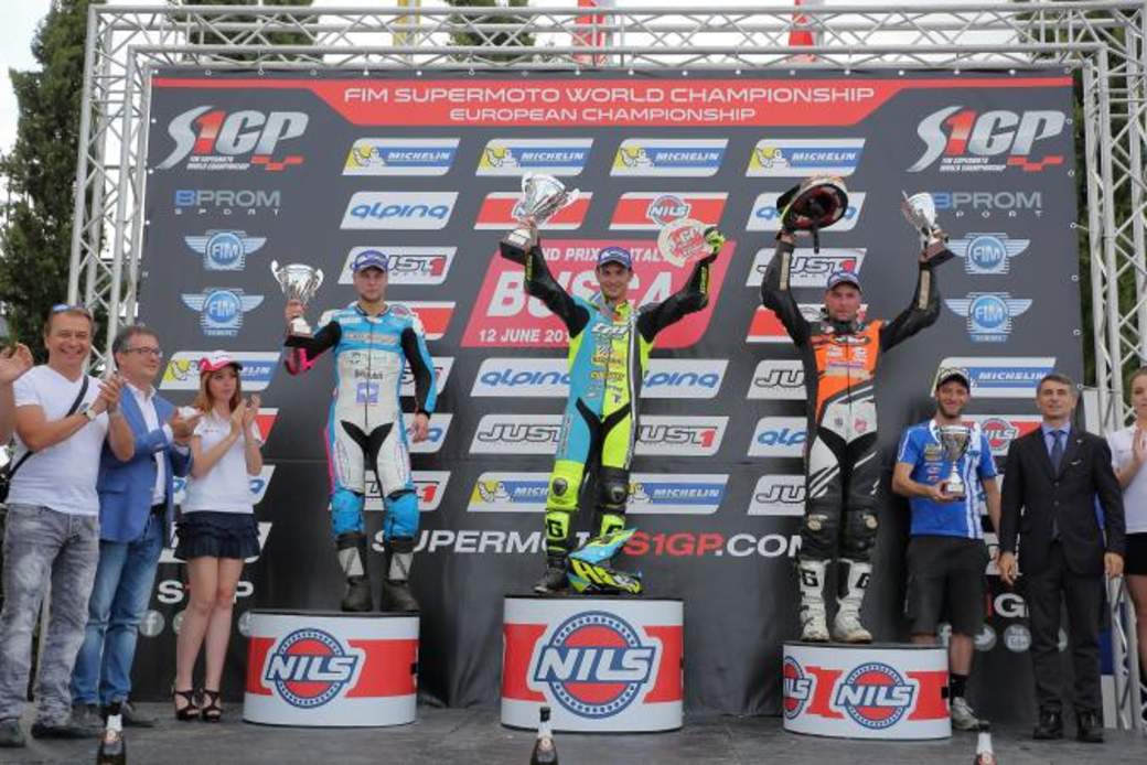 Passe de trois pour Chareyre | FIM