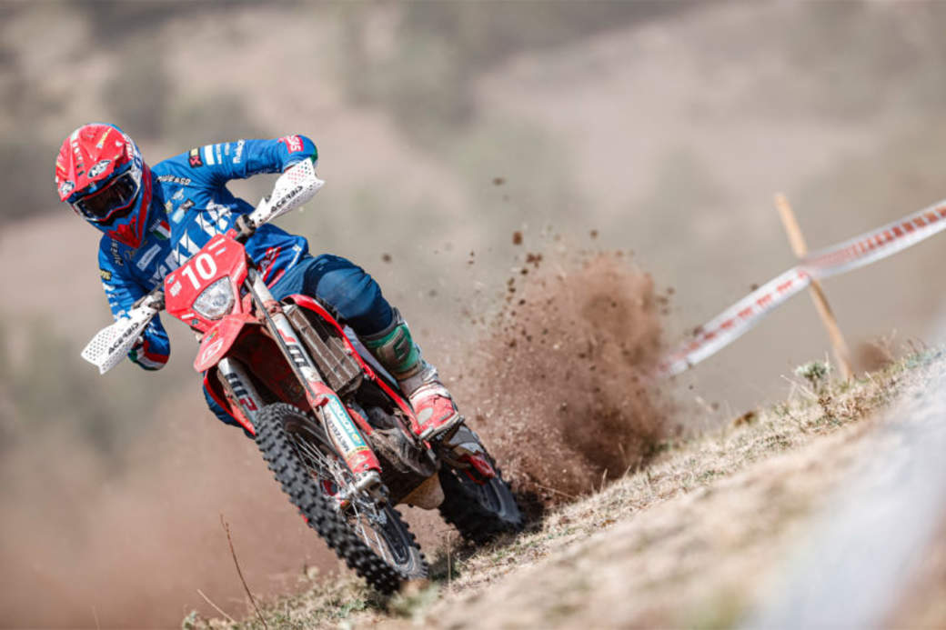 Spain Takes Early World Trophy Team Lead On Day One of FIM ISDE | FIM
